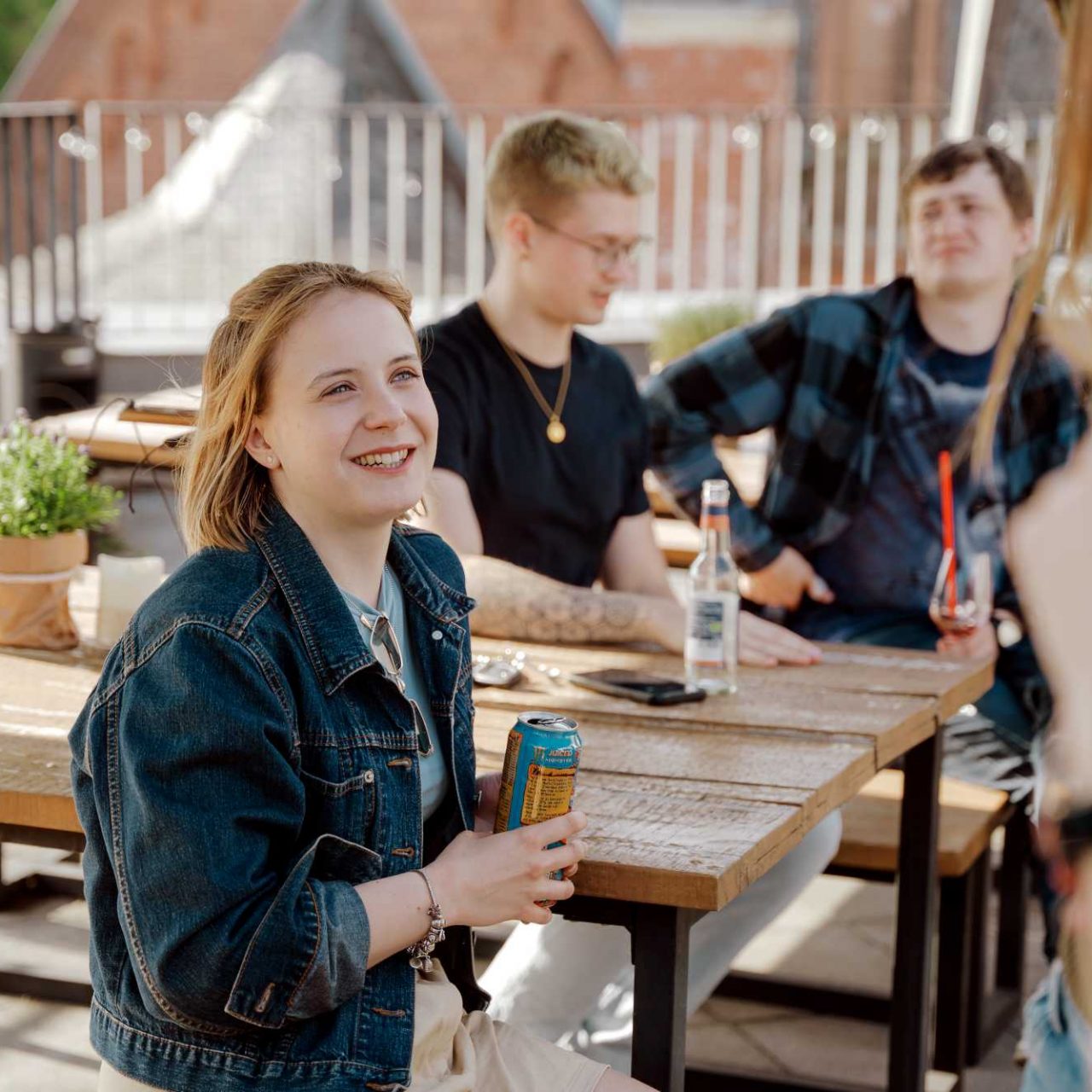 Über uns - weltenbauer.